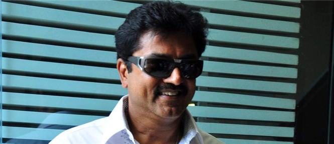 Dual role for Sarathkumar in Sandamaarudham Tamil Movie, Music Reviews ...