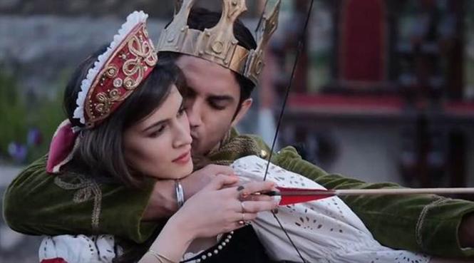 Raabta New Stills Hindi Movie, Music Reviews and News