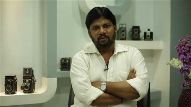 Video: Puli first look release date announced Tamil Movie, Music ...